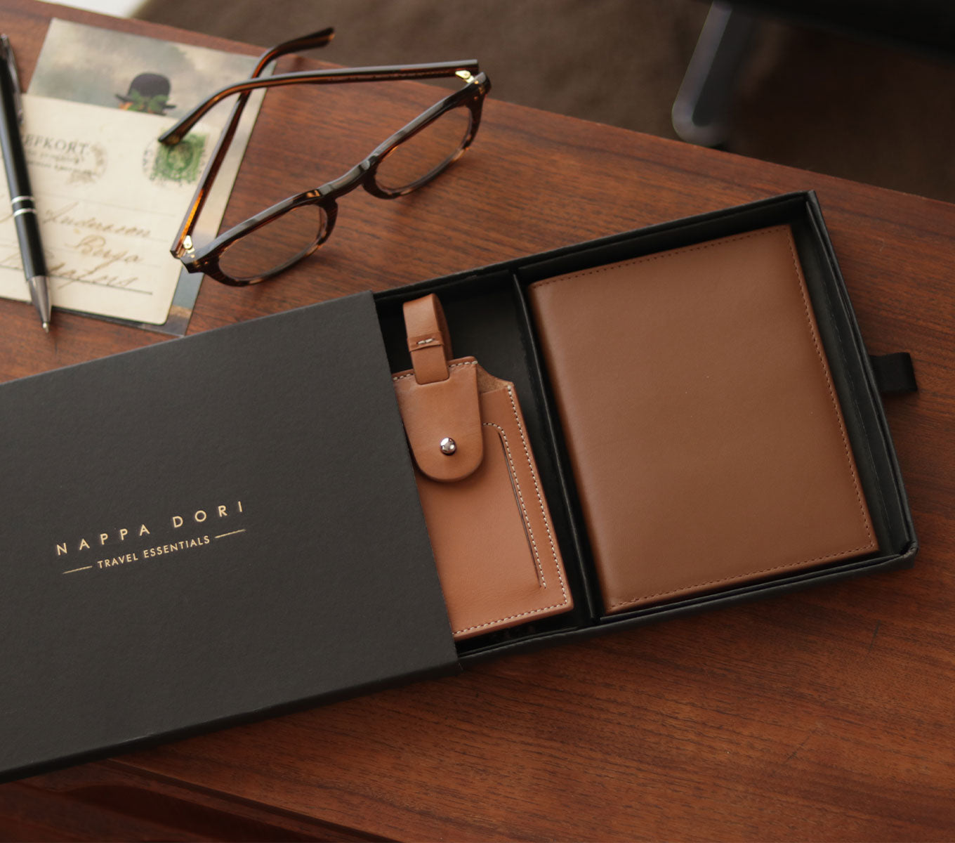 TRAVEL ESSENTIALS GIFT SET – Nappa Dori Global
