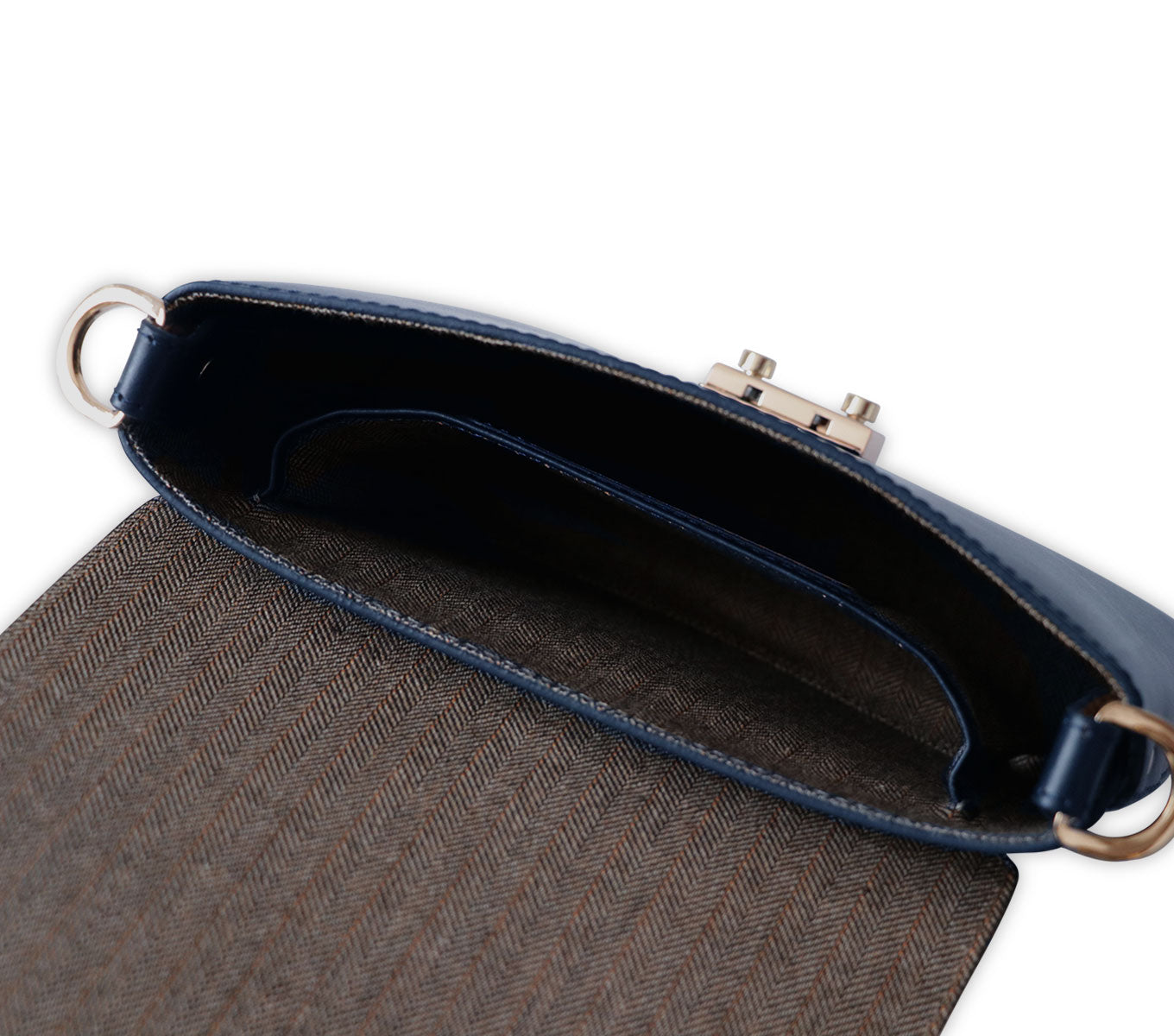 ARCHER SLING – Nappa Dori Global